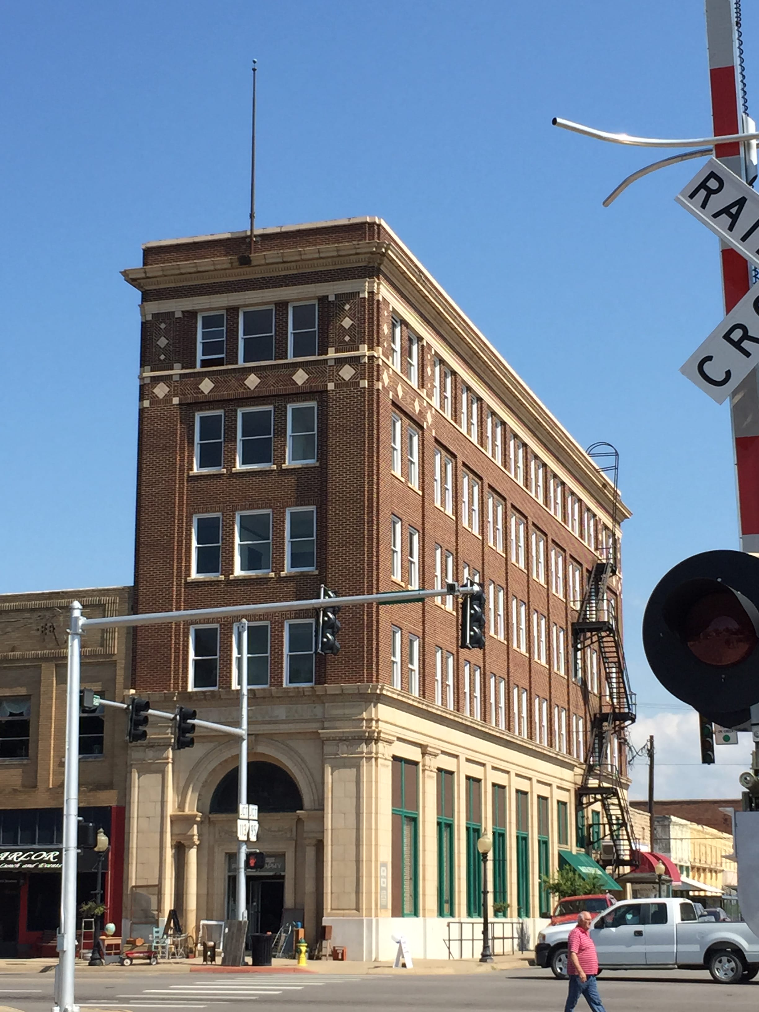 Hunting for Bargains Galore on 64 - Only In Arkansas