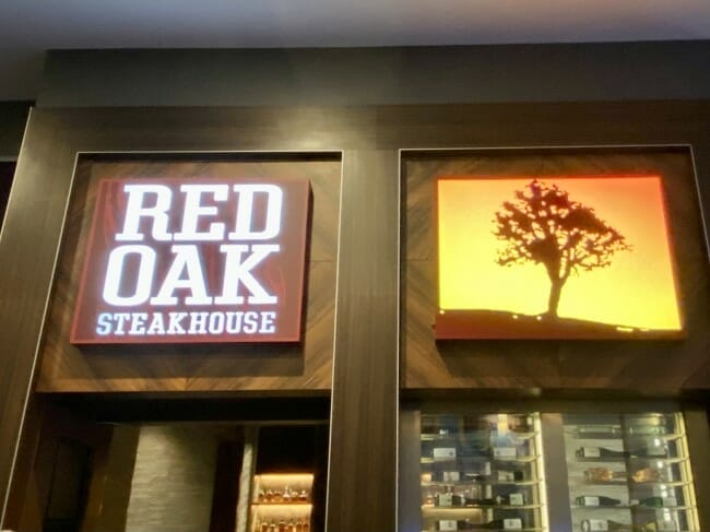Destination Dining at Red Oak Steakhouse in Pine Bluff - Only In Arkansas