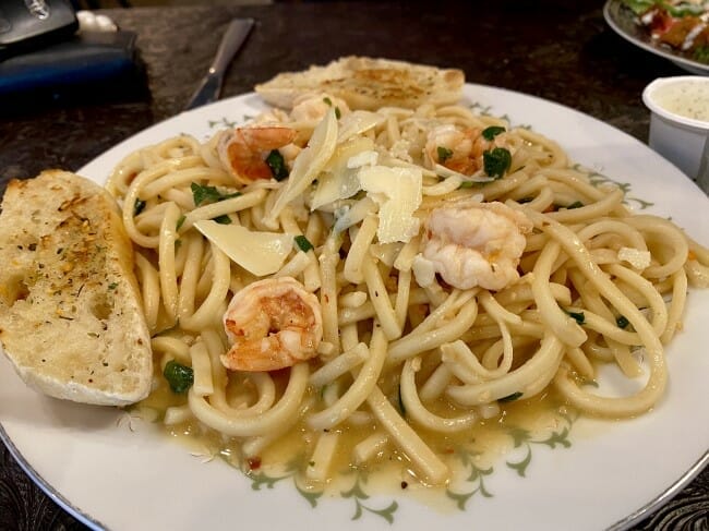 Crooked Gate Café in Leslie - Only In Arkansas