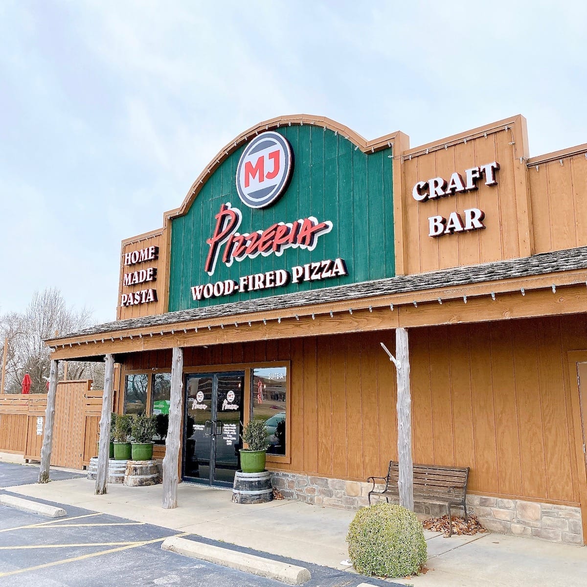 Monte Ne: Arkansas’s Underwater Resort Revealed - Only In Arkansas